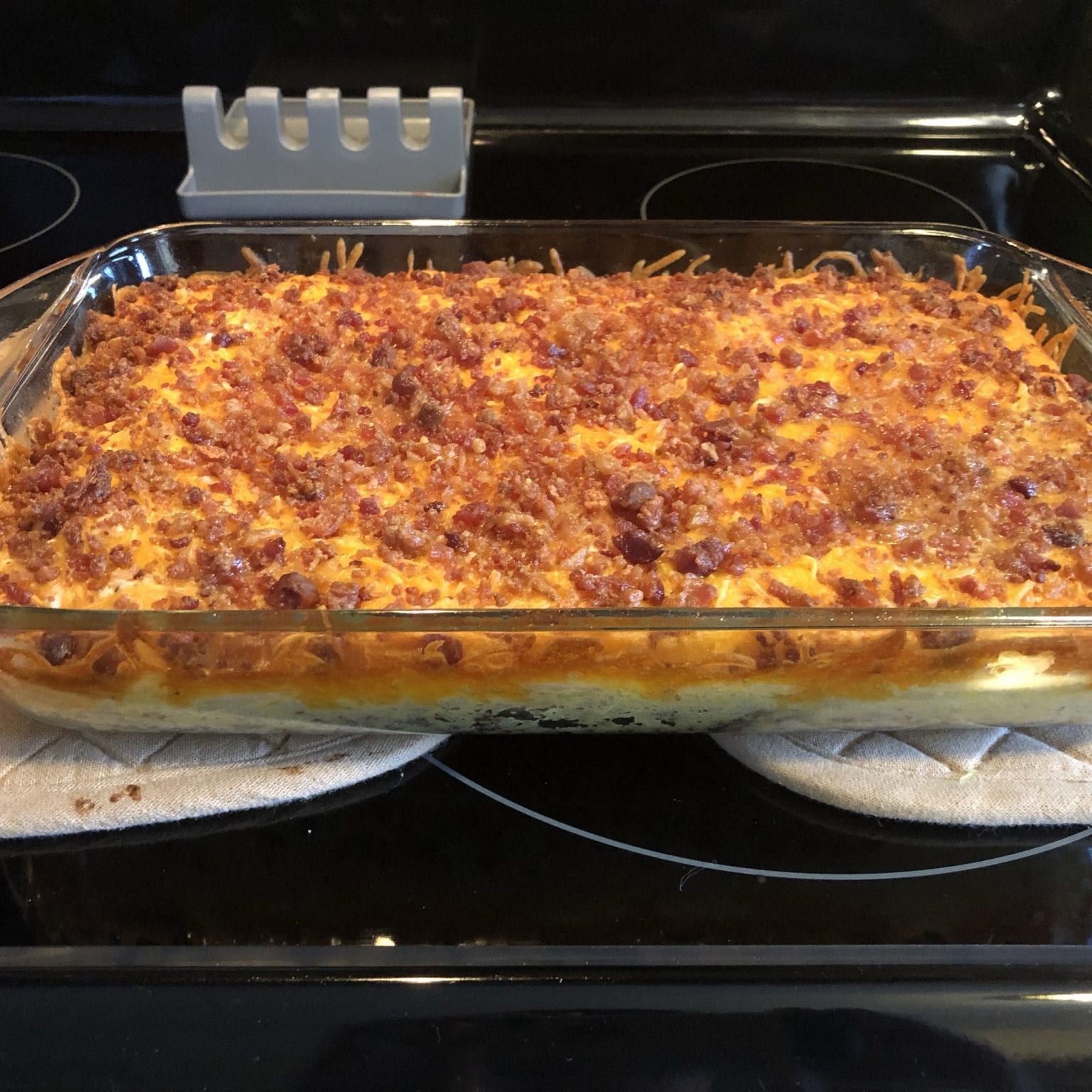 ALL YOUR FAVORITES ARE IN THIS COUNTRY SUNDAY BREAKFAST CASSEROLE