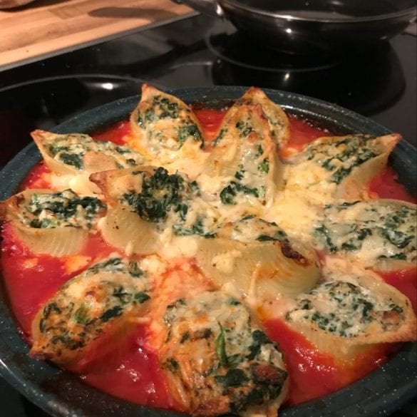 Pull-Apart Stuffed Pasta